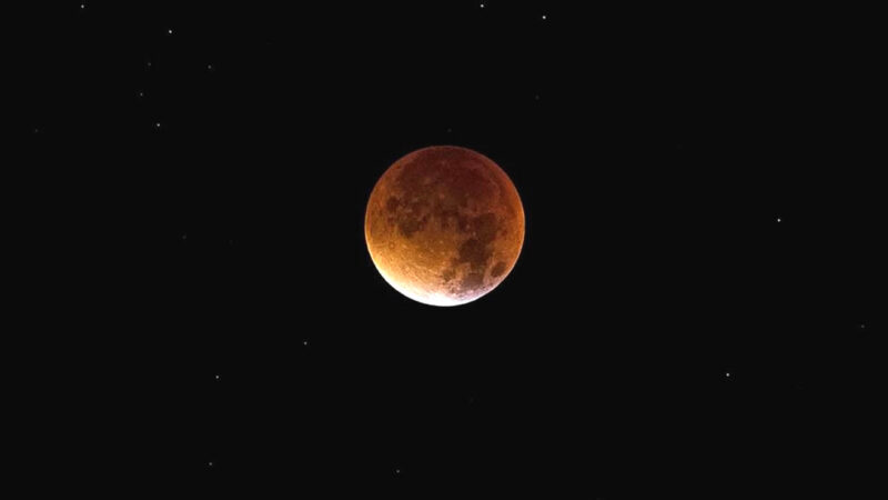 Mira En Vivo el eclipse lunar penumbral HOY – Cronosmos